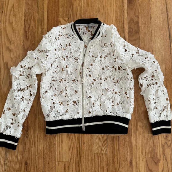 Lucy Paris | Jackets & Coats | Lucy Paris Unique Crochet Flower Top ...